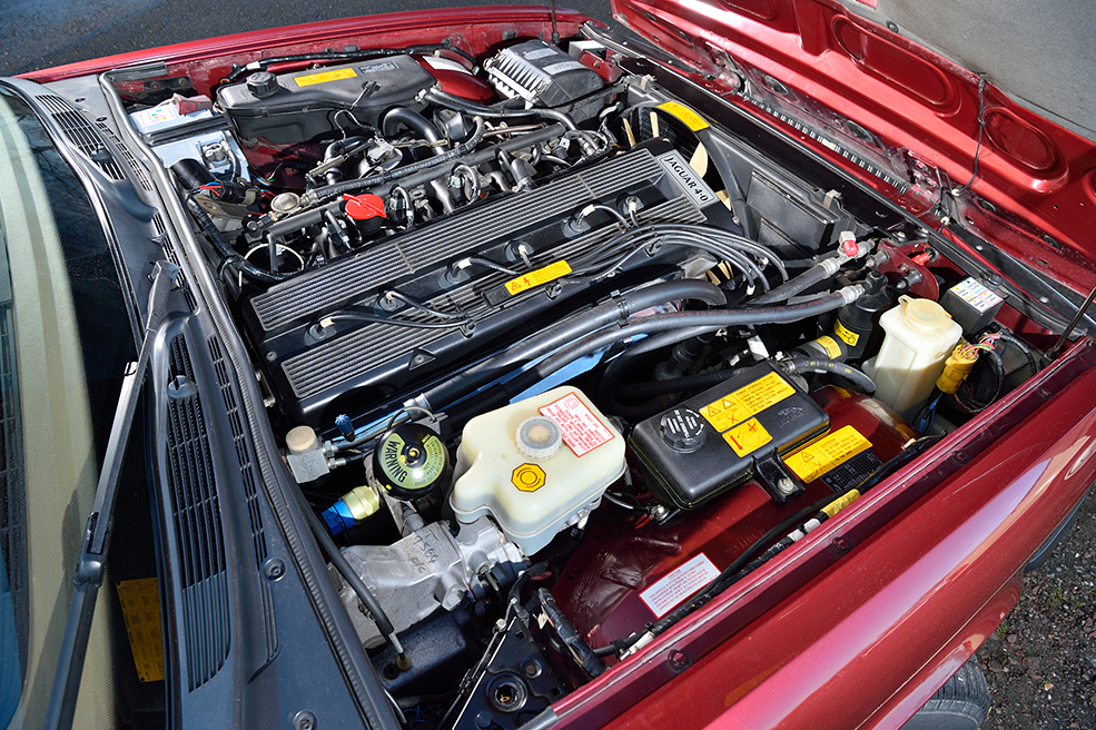 Jaguar XJ40 buyer's guide - Classics World