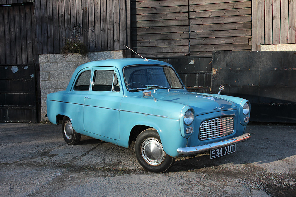 ROAD TEST - FORD POPULAR DELUXE 100E - Classics World