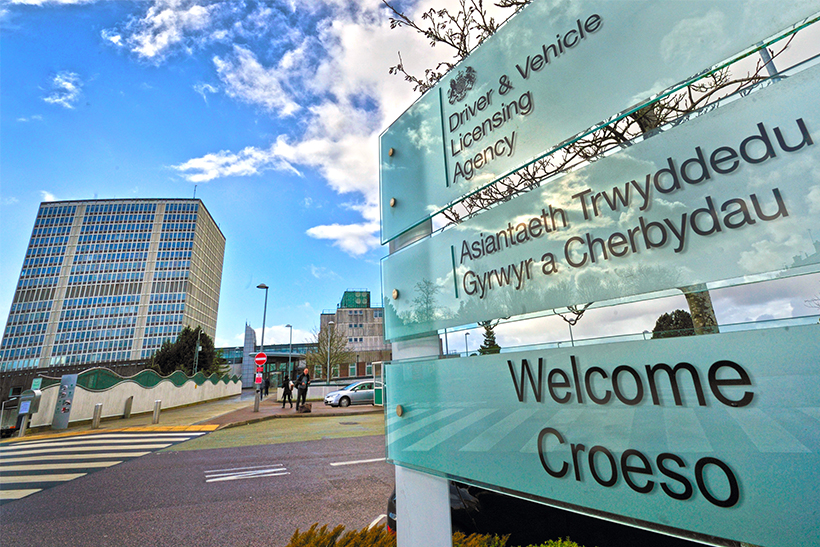 V888 RUMOURS DENIED BY DVLA - Classics World