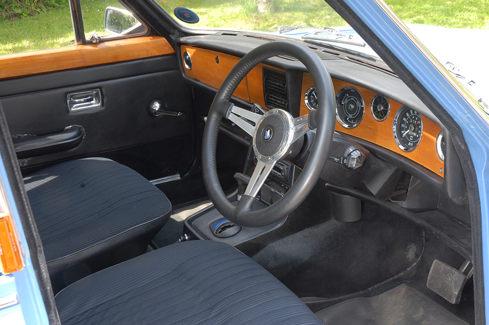 Triumph 2000 buyer's guide - Classics World