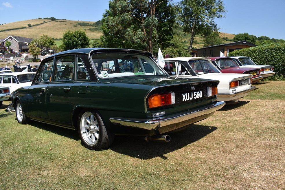 TRIUMPH 2000 GATHERING - Classics World