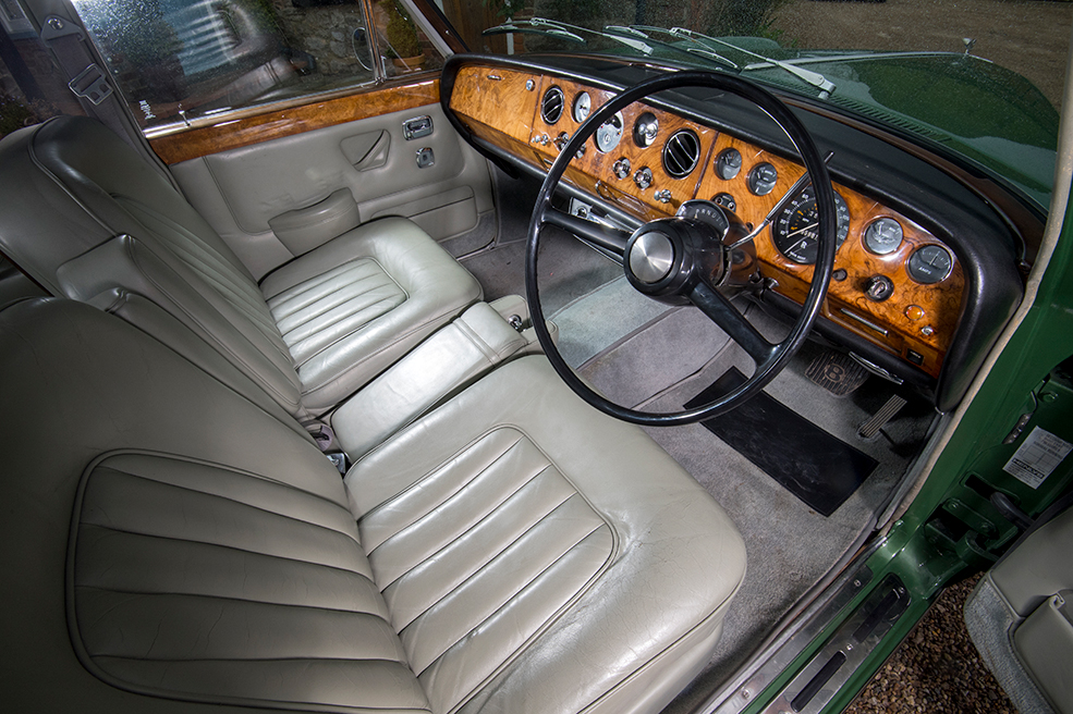 Bentley T1 road test - Classics World