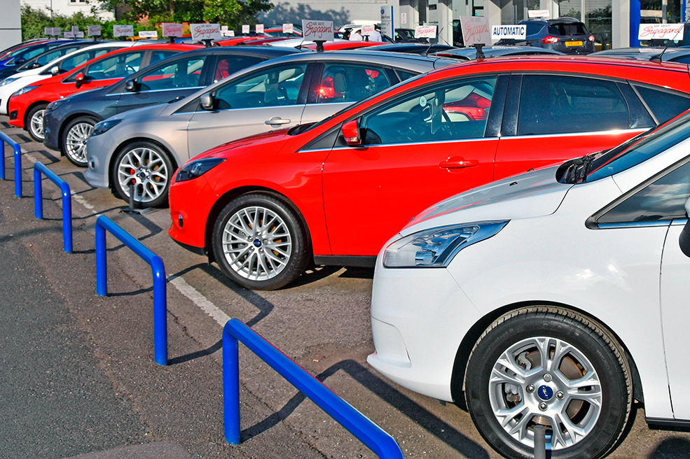 50 tips for low-cost motoring - Classics World