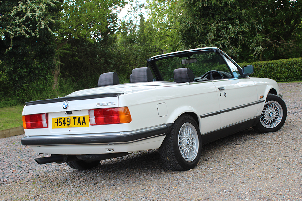 BMW 3 Series Convertible (E30) road test - Classics World