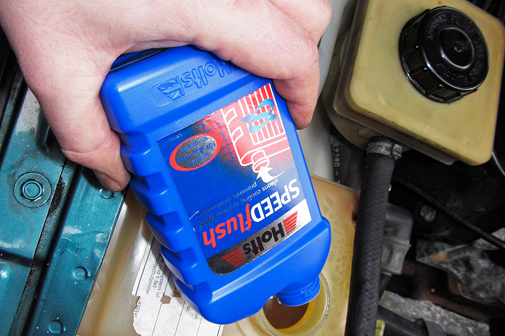 Engine and fuel additives explained - Classics World