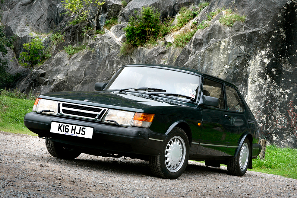 Saab 900 buyer's guide - Classics World