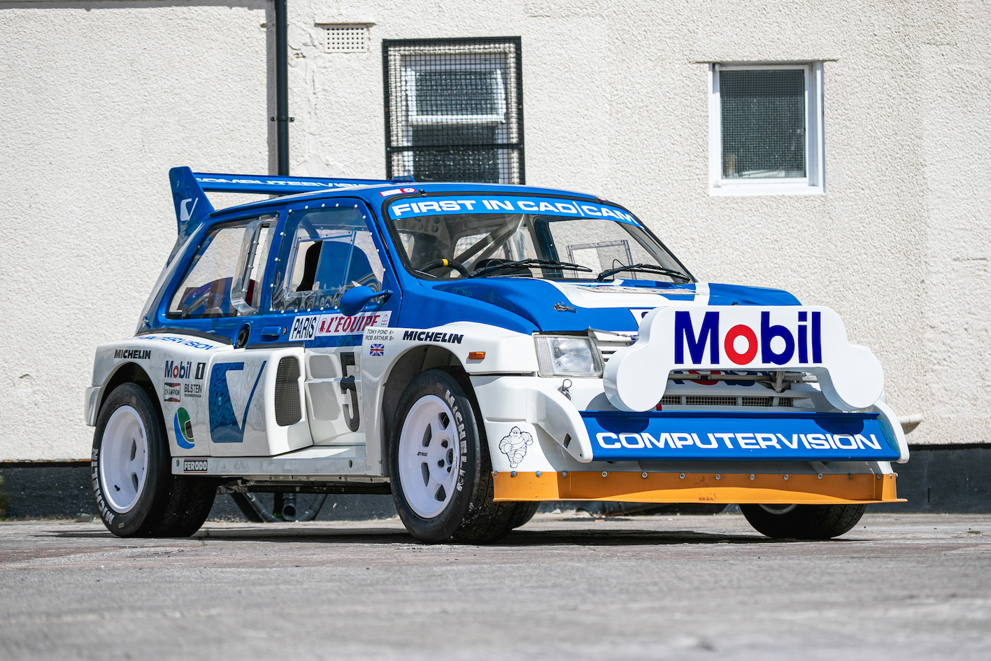 New model record set for Metro 6R4 at auction - Classics World