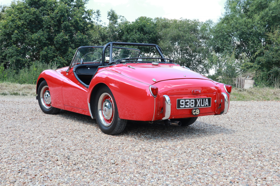 Triumph TR2 road test - Classics World
