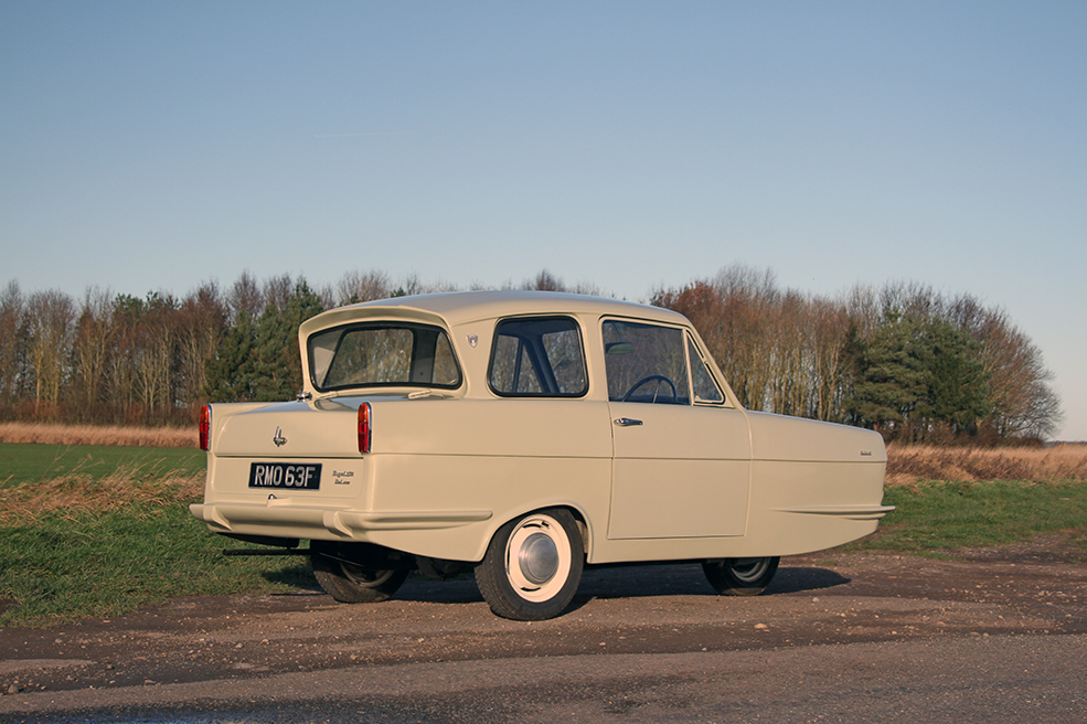 Reliant Regal road test - Classics World
