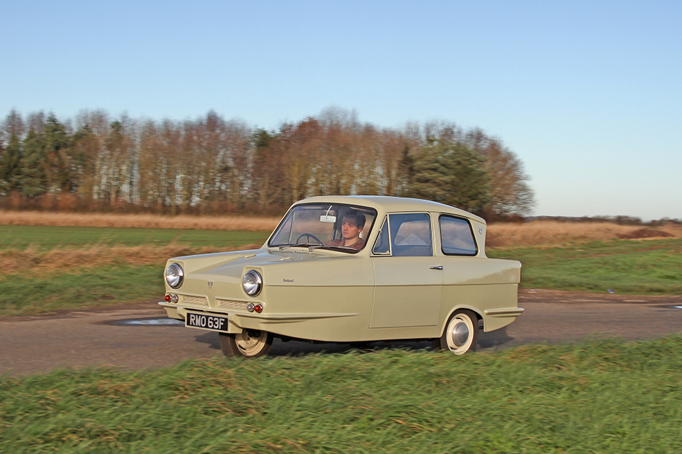 Reliant Regal road test - Classics World